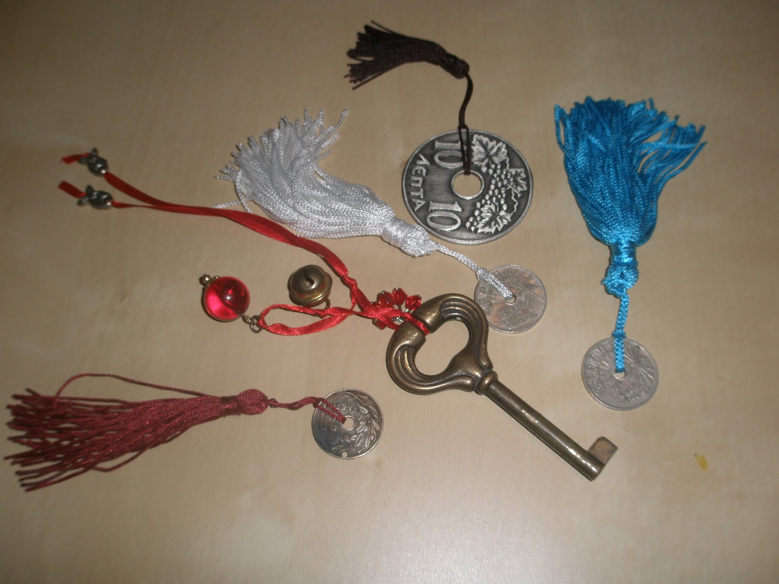 Poppys stuff: ΧΕΙΡΟΠΟΙΗΤΑ ΓΟΥΡΙΑ