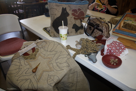 Prairie Moon Primitives