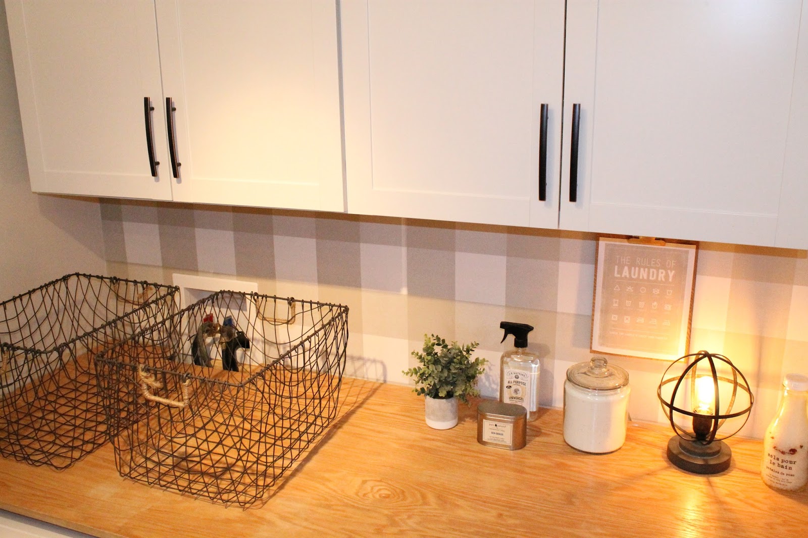 DIY Buffalo Plaid Wallpaper Backsplash - The Unique Nest