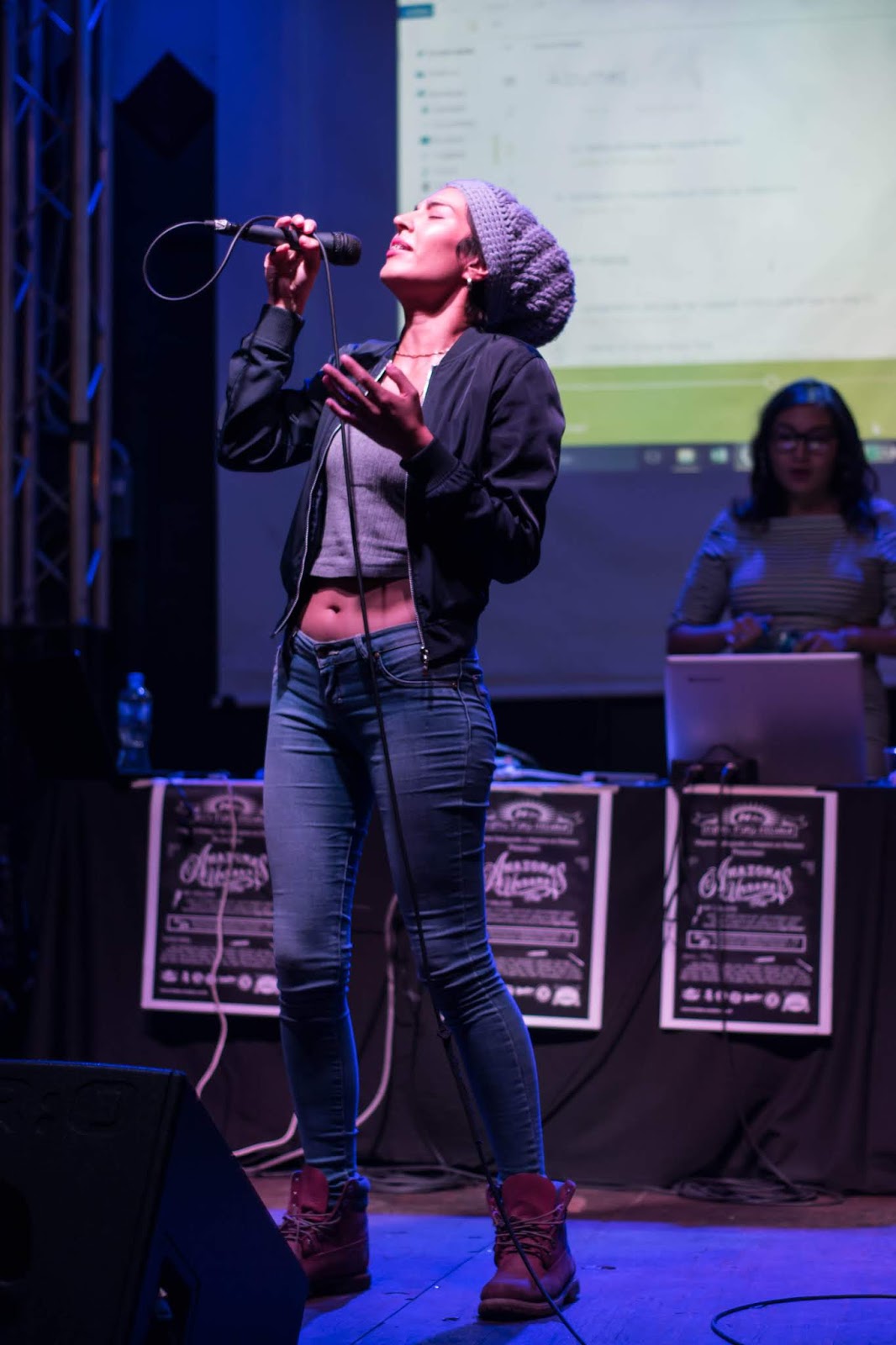 Mujeres Trabajando: Cat Lira