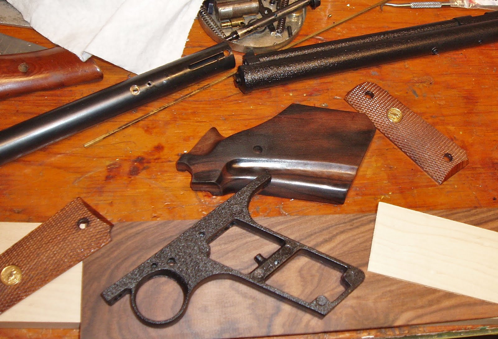 Another Airgun Blog: Crosman 112 needs some new grips