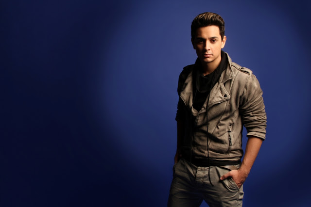 "De ti no me voy a olvidar" nuevo sencillo de Victor Drija - puntoguate.com