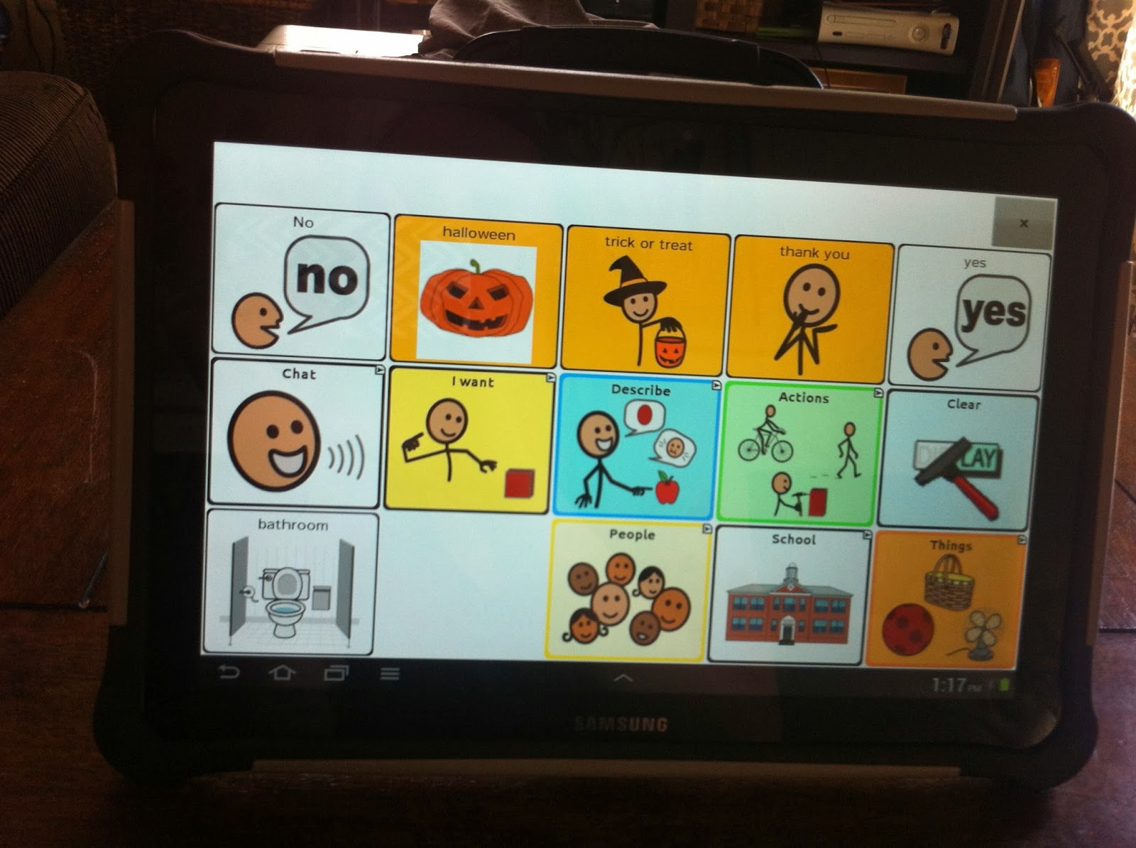 Nova Chat Communication Device - Autism Adventures