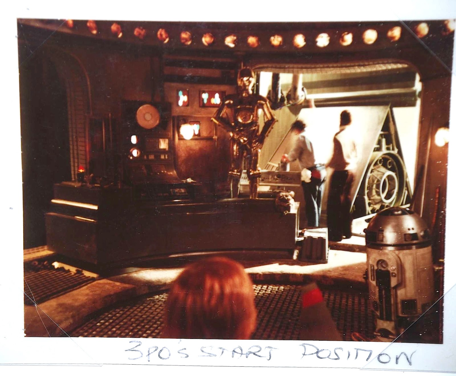 STAR WARS AFICIONADO WEBSITE: BEHIND THE SCENES: BEFORE THE HOLOGRAM!