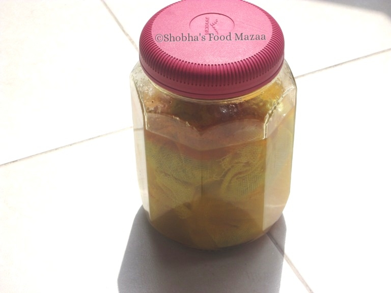 Shobha's Food Mazaa: SINDHI POTLI PICKLE / AMBRIYUN JEE KADUKASH JO ACHAAR
