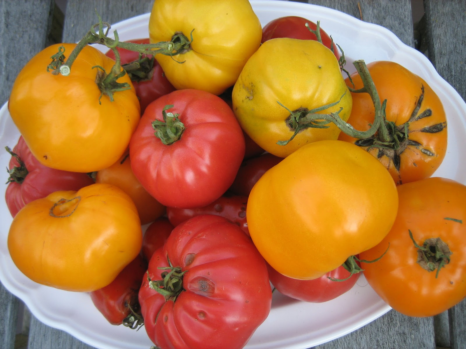 Pureed Pzazz: Roasted Tomato Sauce