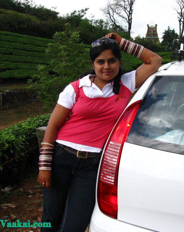 Dark Knight Us Delhi Aunties Hot Wallpapers