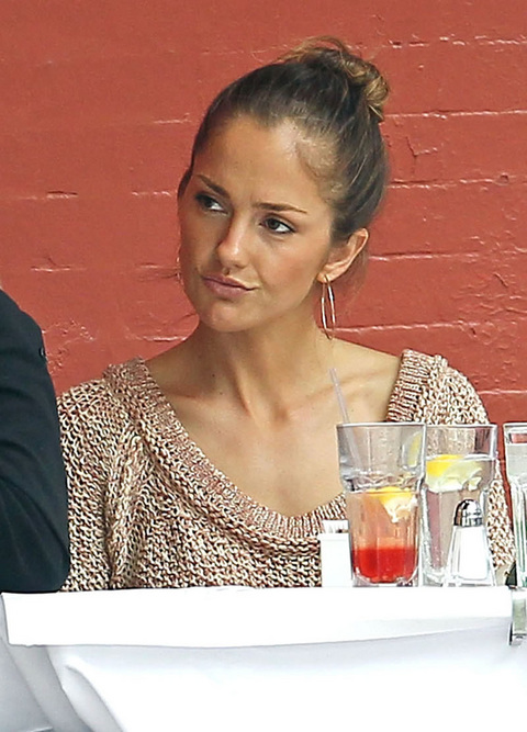 Minka Kelly is looking gaunt . . . and Friday's Paparazzi Leftovers ...