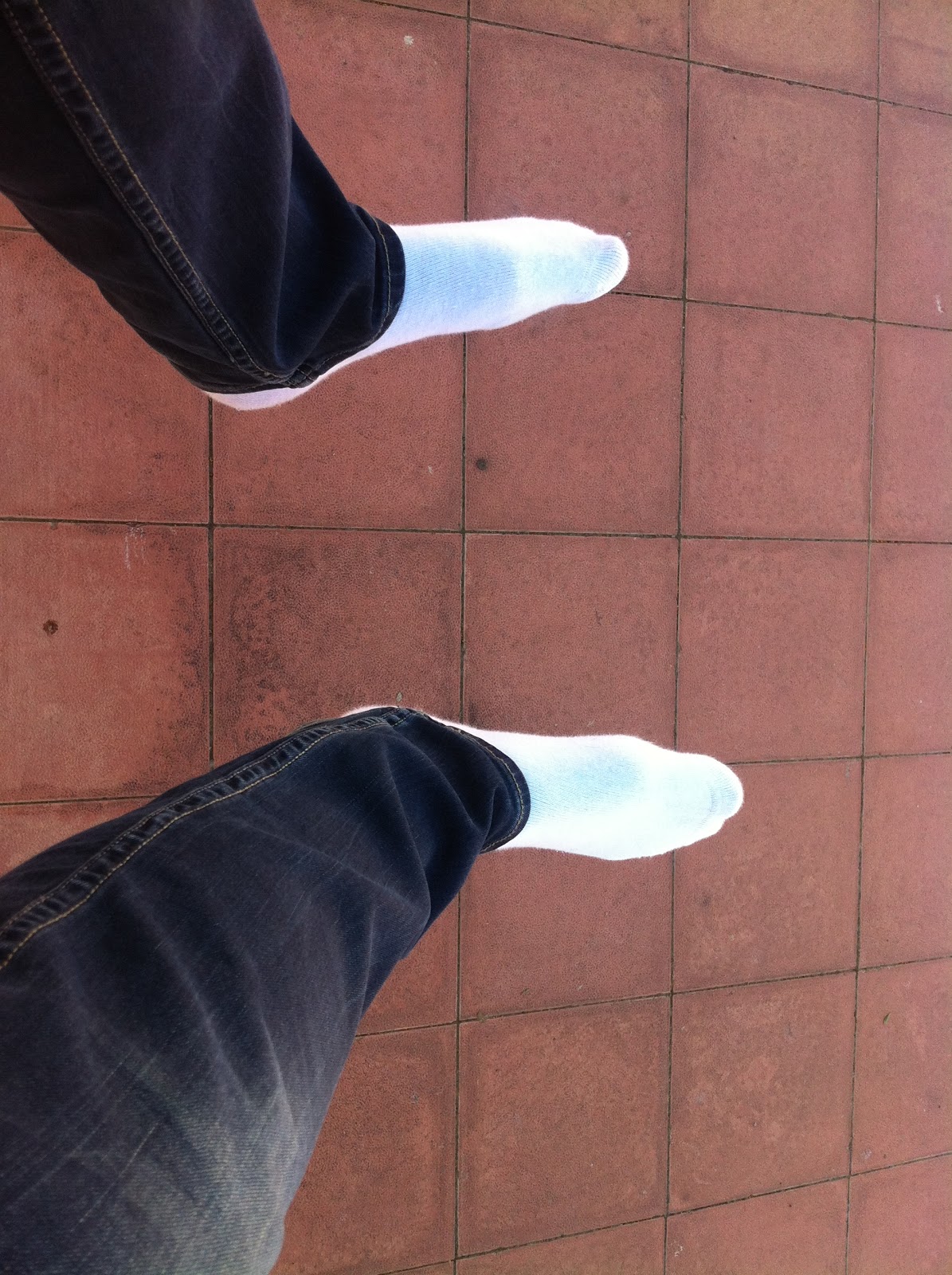The White Socks Collection Project: on white socks around the world (2)