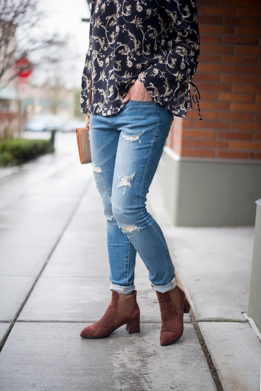 diary of this girl: an ode to ripped jeans