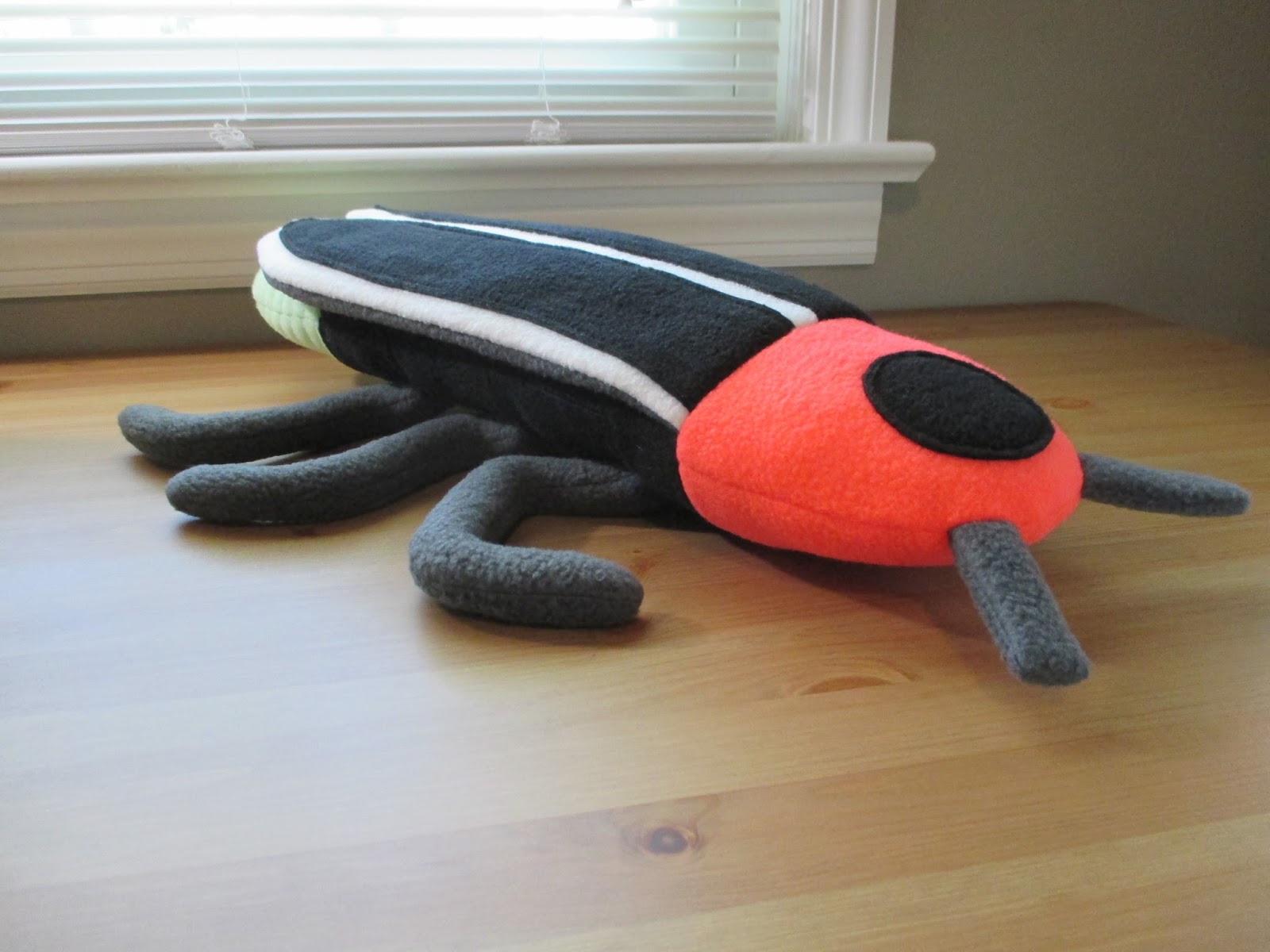 Fleece Menagerie: Lightning Bug/ Firefly (Gifted)