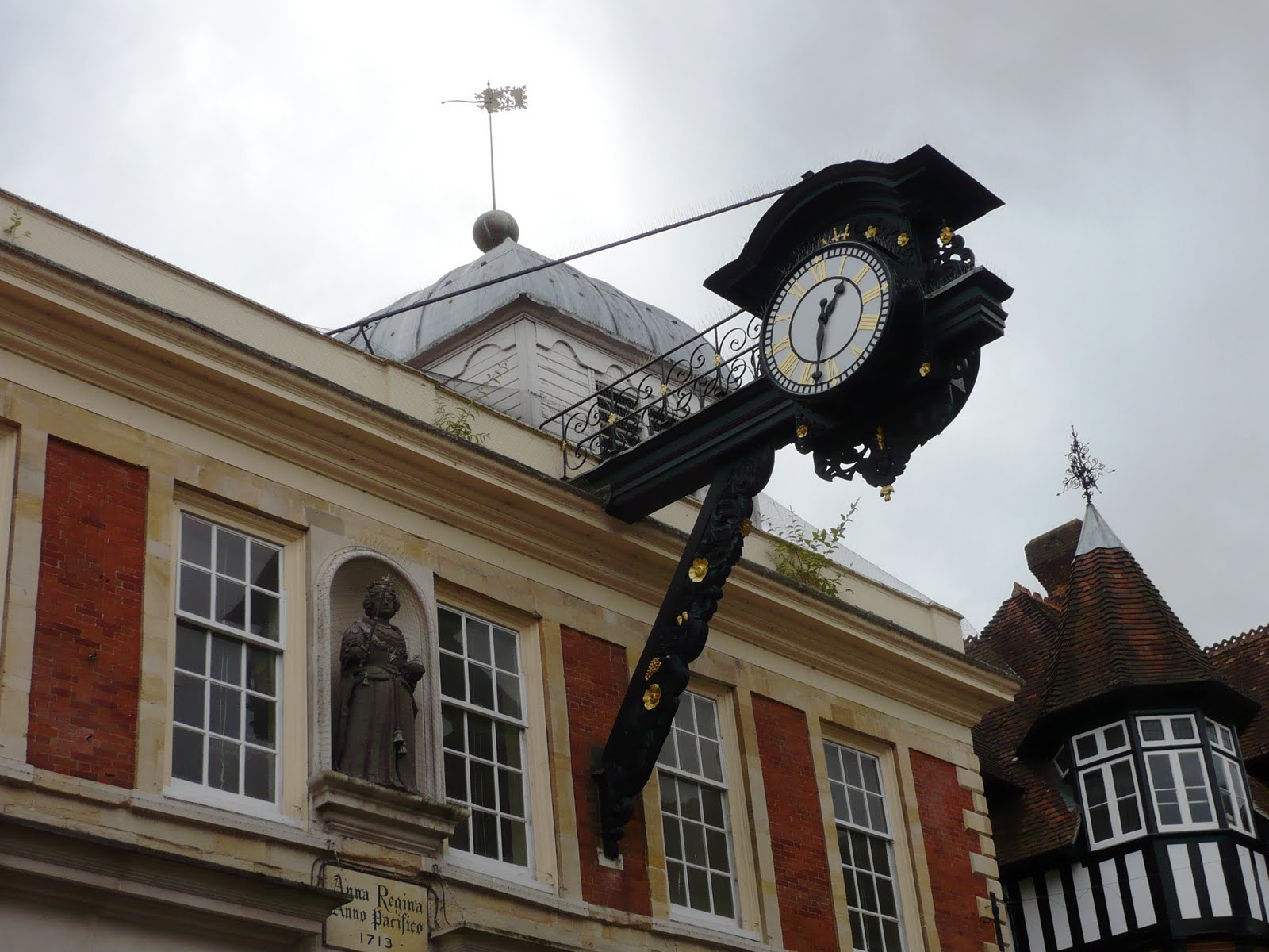 A Raft of Apples: ABC Wednesday - Clock