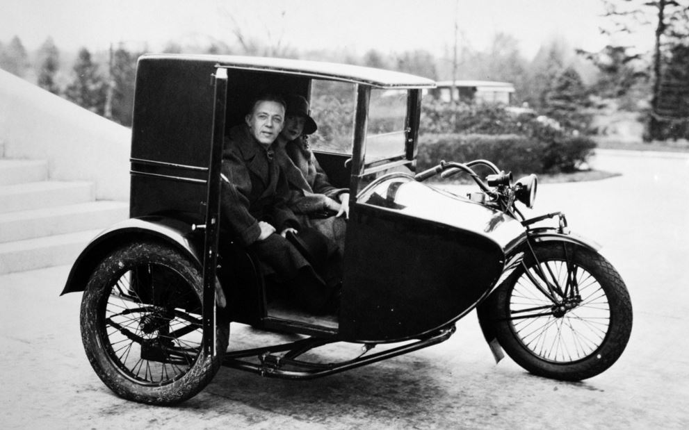 Just A Car Guy: Indian motorcycle taxis, during the late 1920s there ...