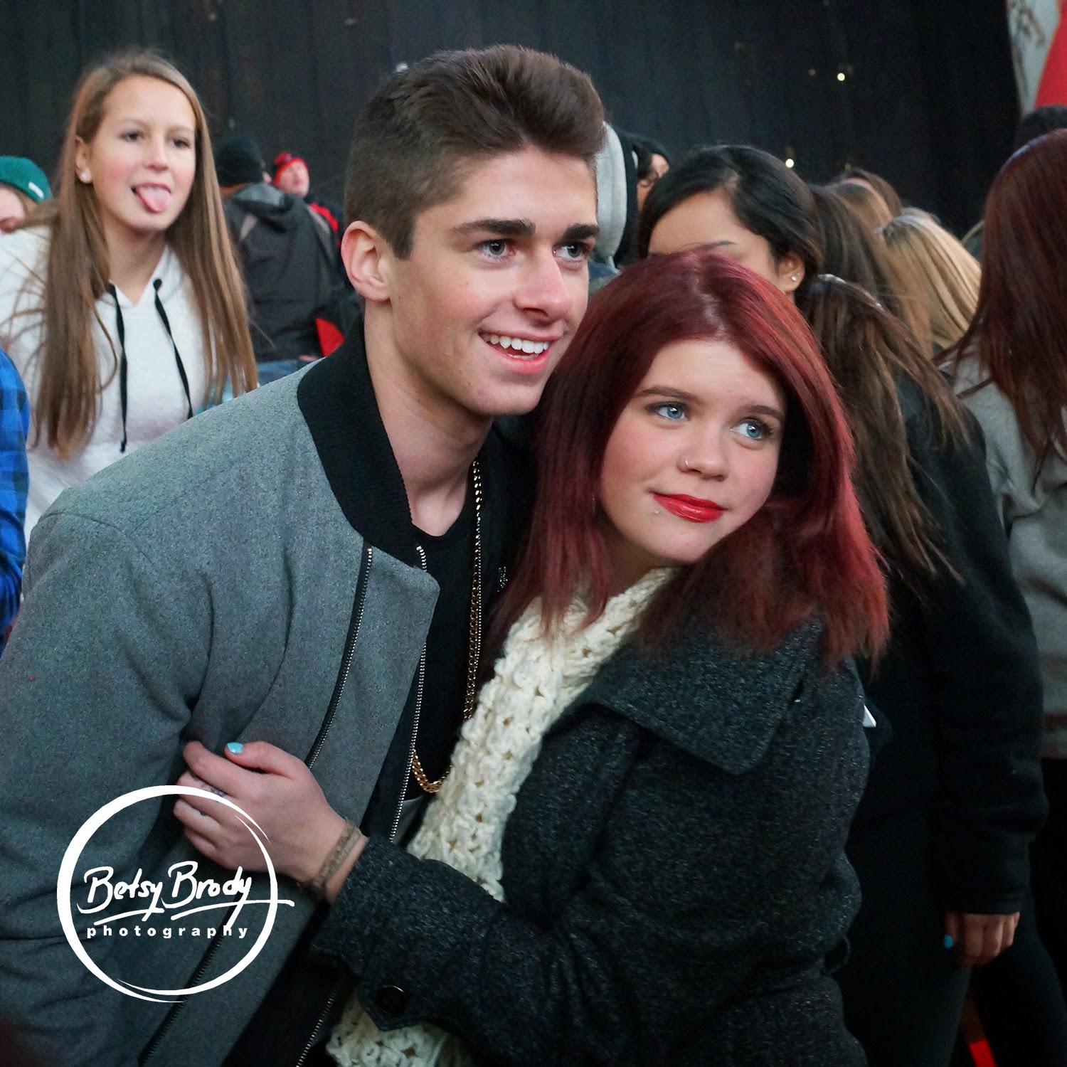 Betsy Brody Photography: New York City meet up in Times Square with ...