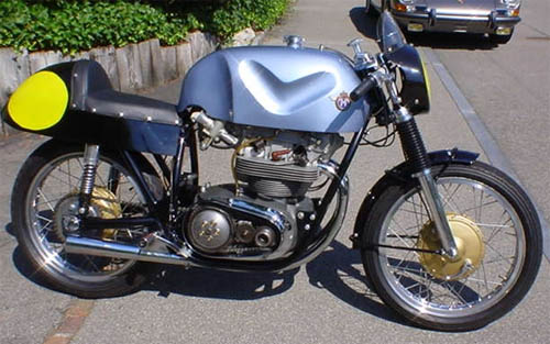 BIKES WALLPAPERS: yamaha 500cc