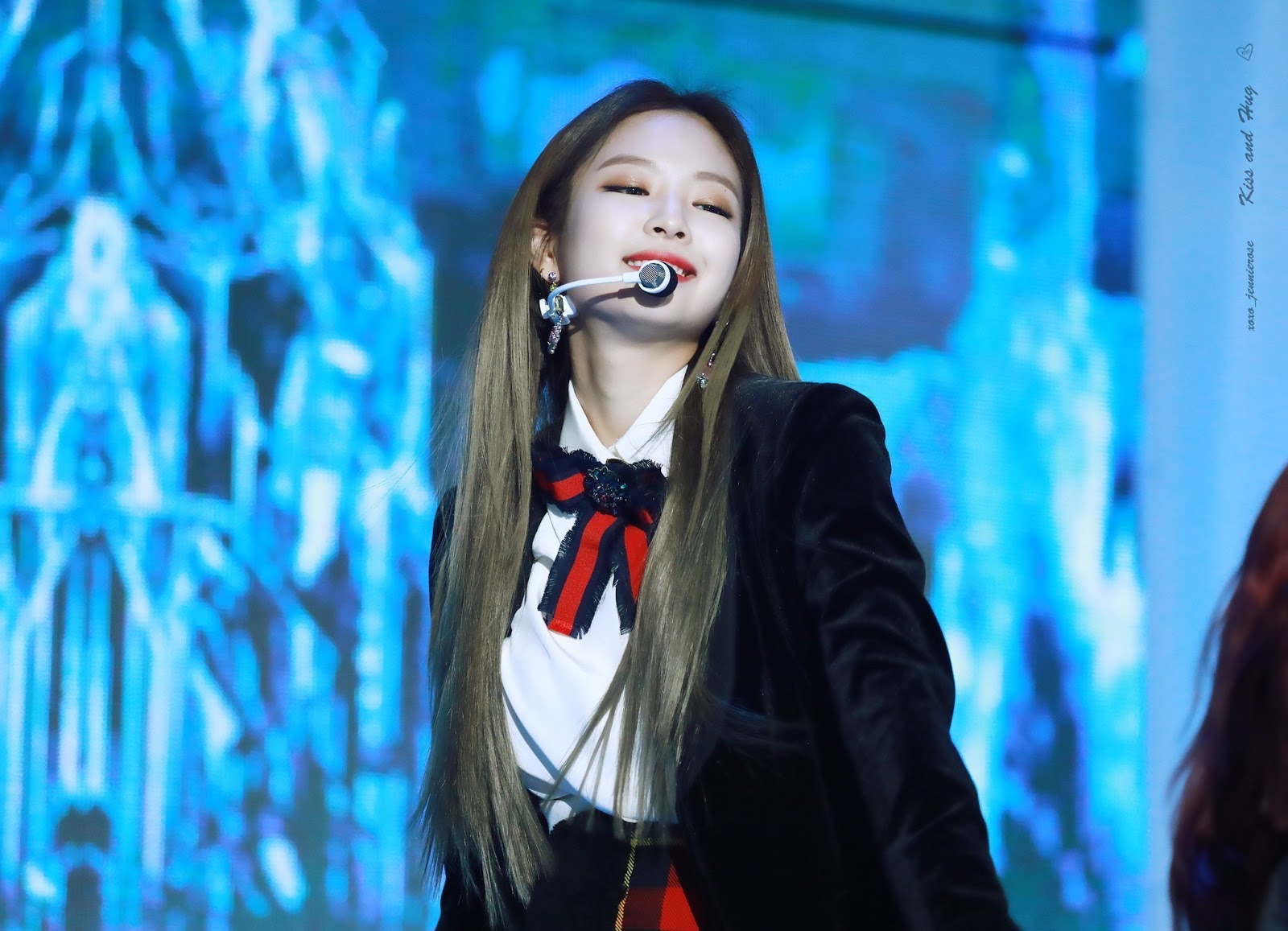 THE HUMAN GUCCI - BlackPinkbuzz