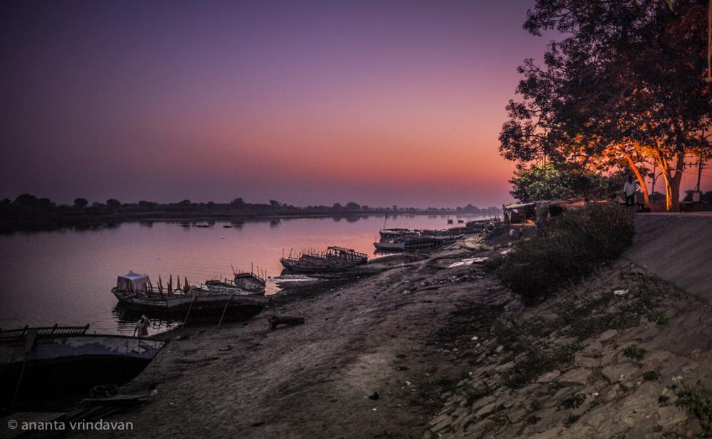 Hare Krishna Latino America: HISTORIA DE LOS SANTOS VAISHNAVAS