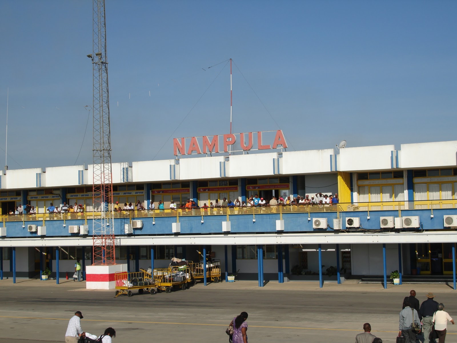 Pyjama Time: Nampula