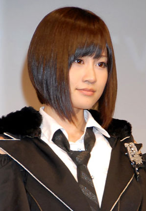 RANDOMNESS Blog: Acchan's going to GRADUATE from AKB48?!