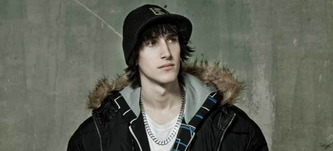 la felicidad esta en uno mismo: BIOGRAFÍA DE PORTA