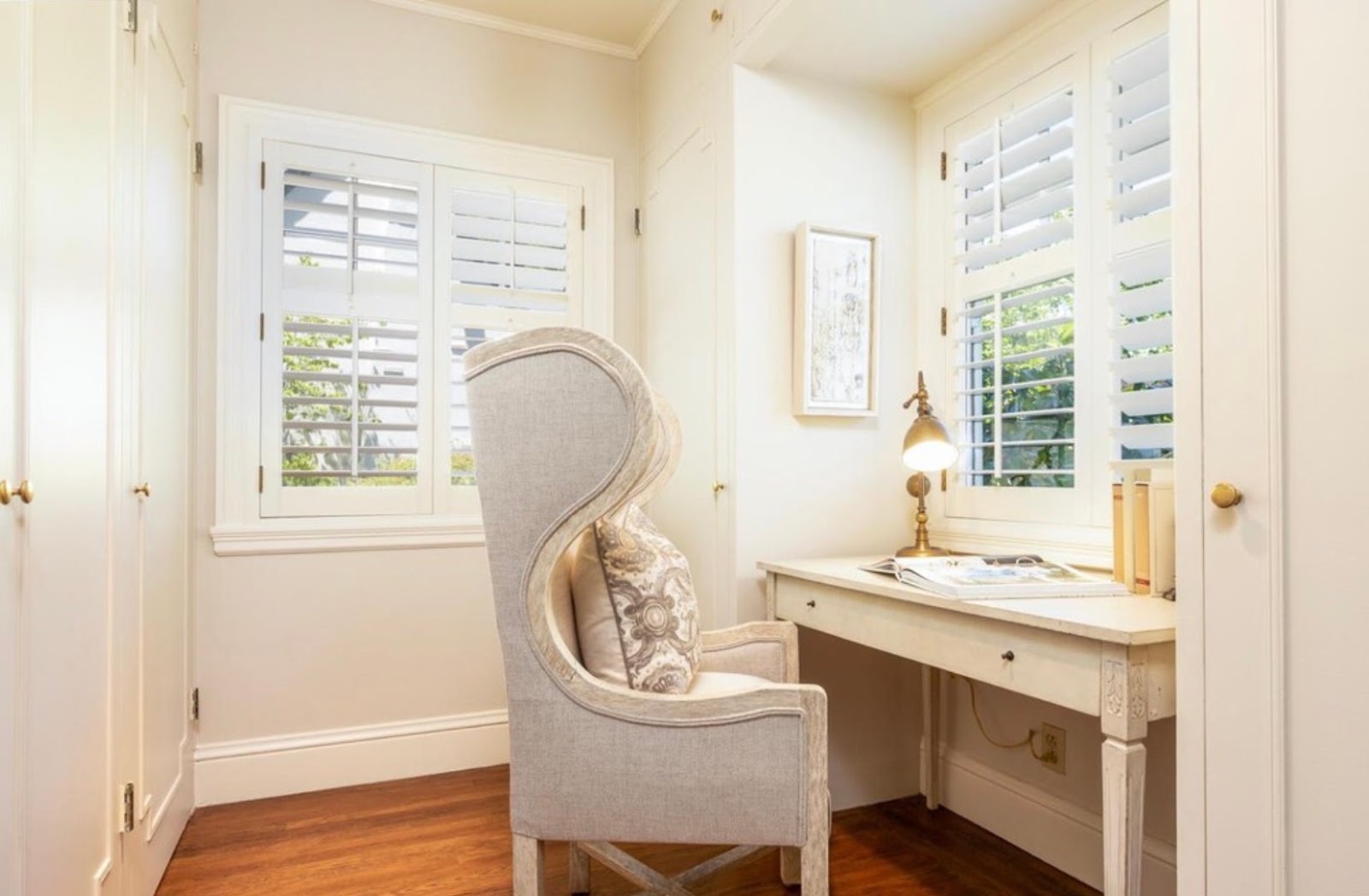 vignette design: The Dish Room