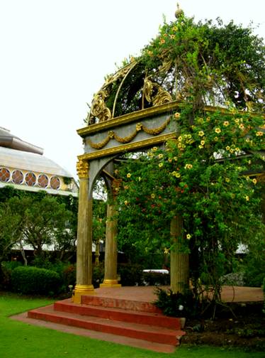 Eye in the Sky: Fernbrook Gardens in Alabang - Fairytale Land for Weddings