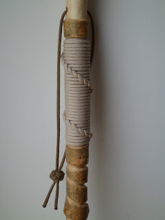 EVERYTHING PARACORD UK: 550 paracord hiking stick wrap