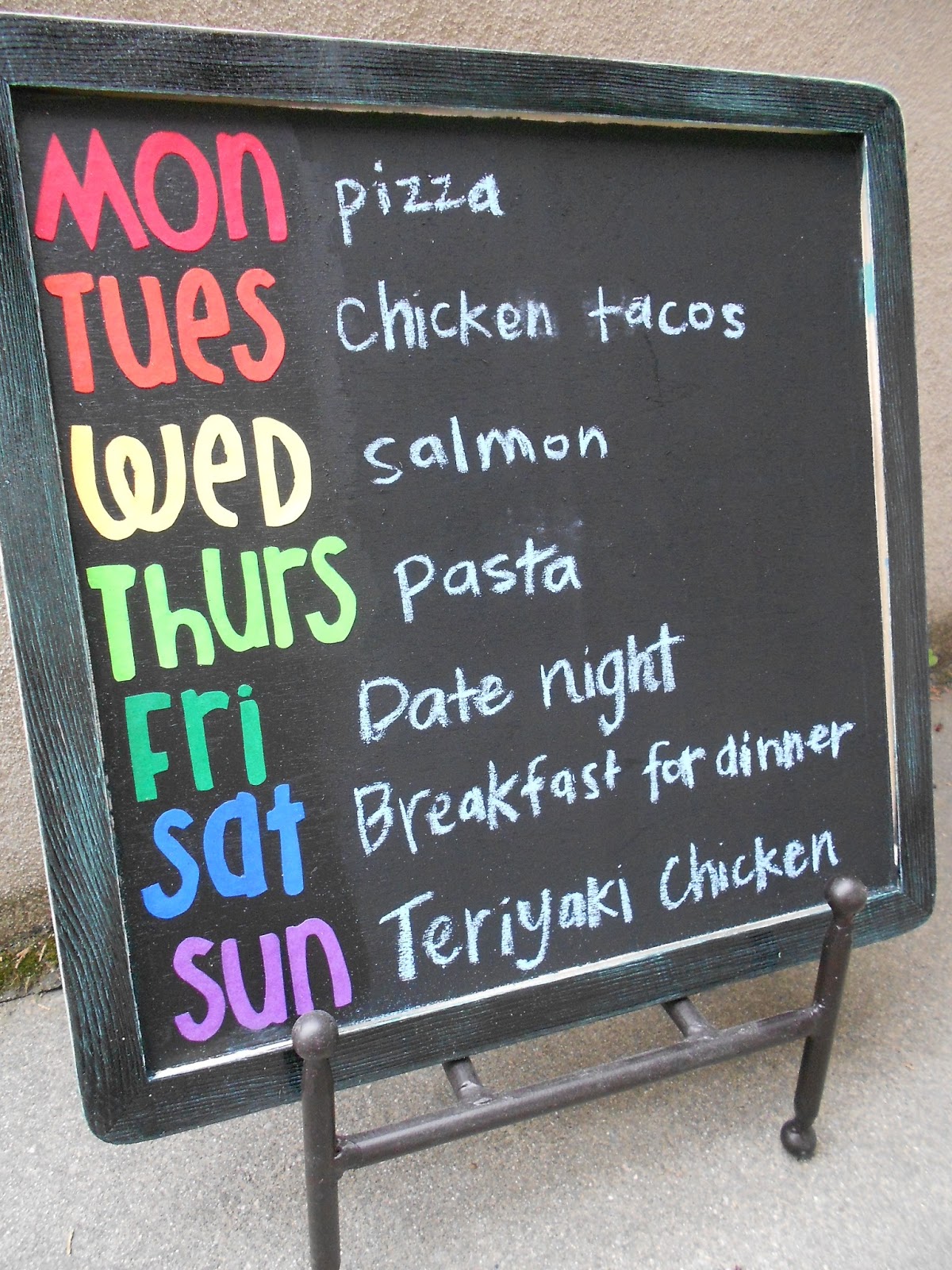 [me + you]: DIY menu board