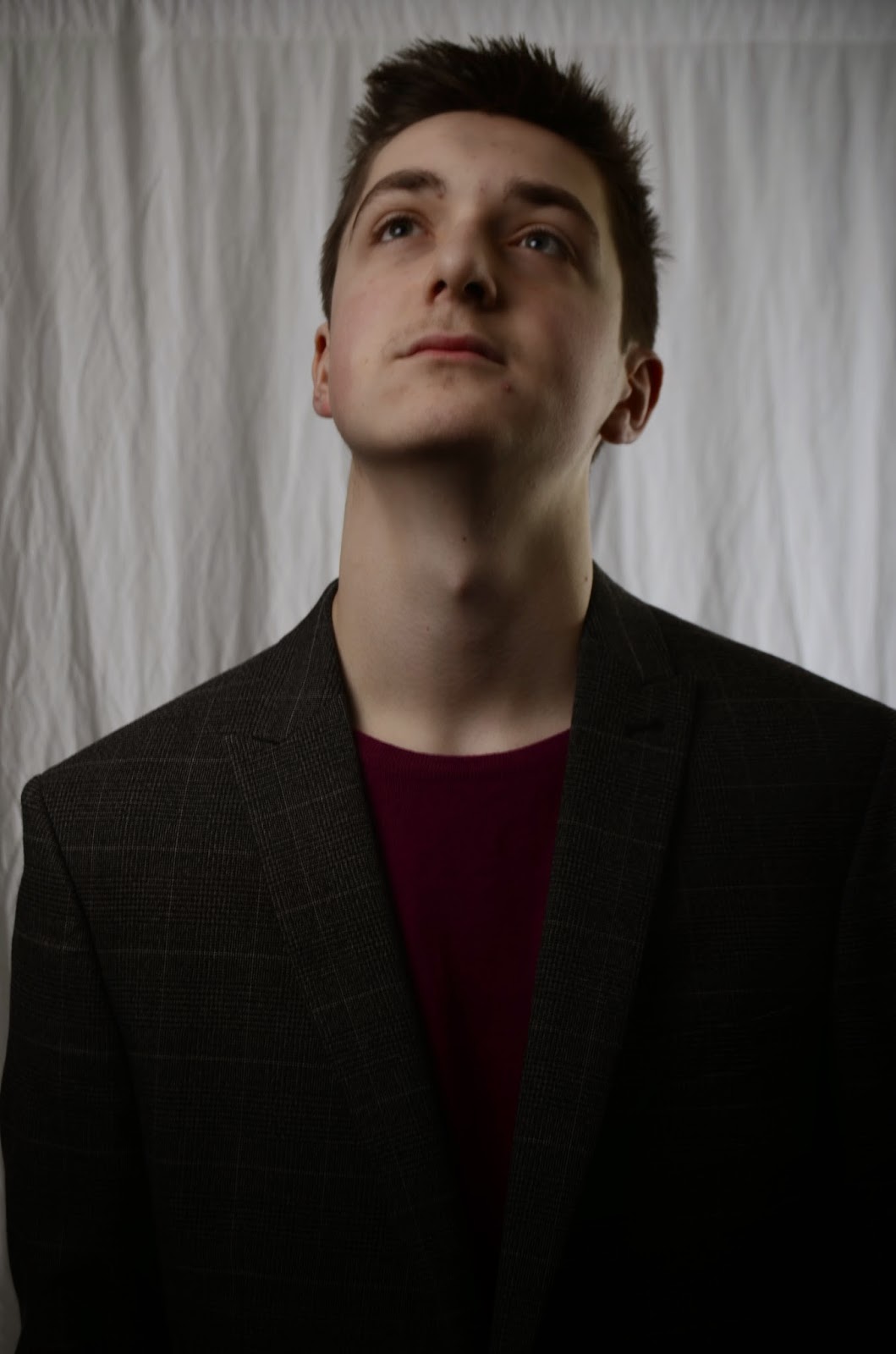 Andrew Pyle Music Magazine: New Photo's Front Cover