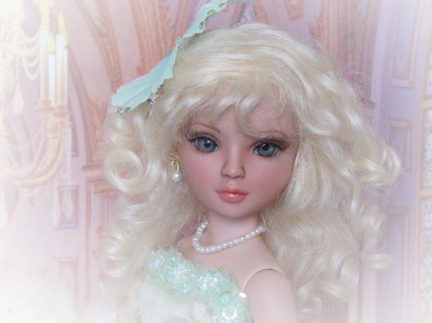 Candy's Blog: Ellowyne (repaint and make-over)