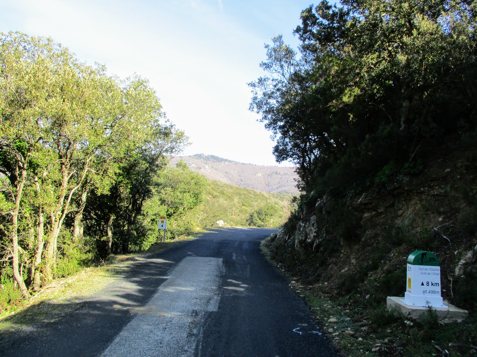 1001 PUERTOS: ASCENSIÓN AL PIC NEULÓS (por Le Perthus/ El Pertús)