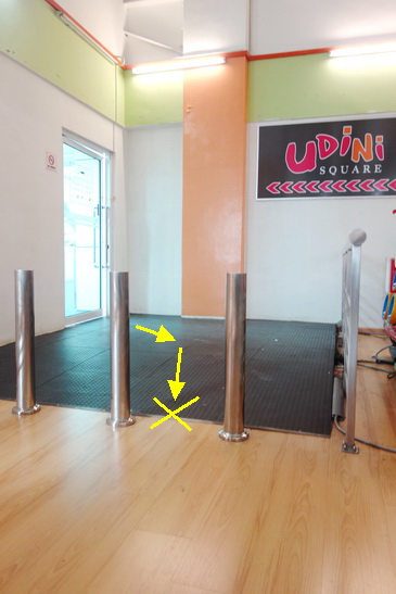 Wheelchair Access Penang (wapenang): Udini Square