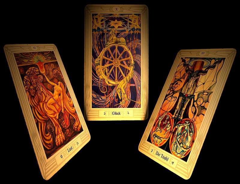 Ars Lamia: Un trabajo de tarot en tres fases: Cazando Arquetipos.