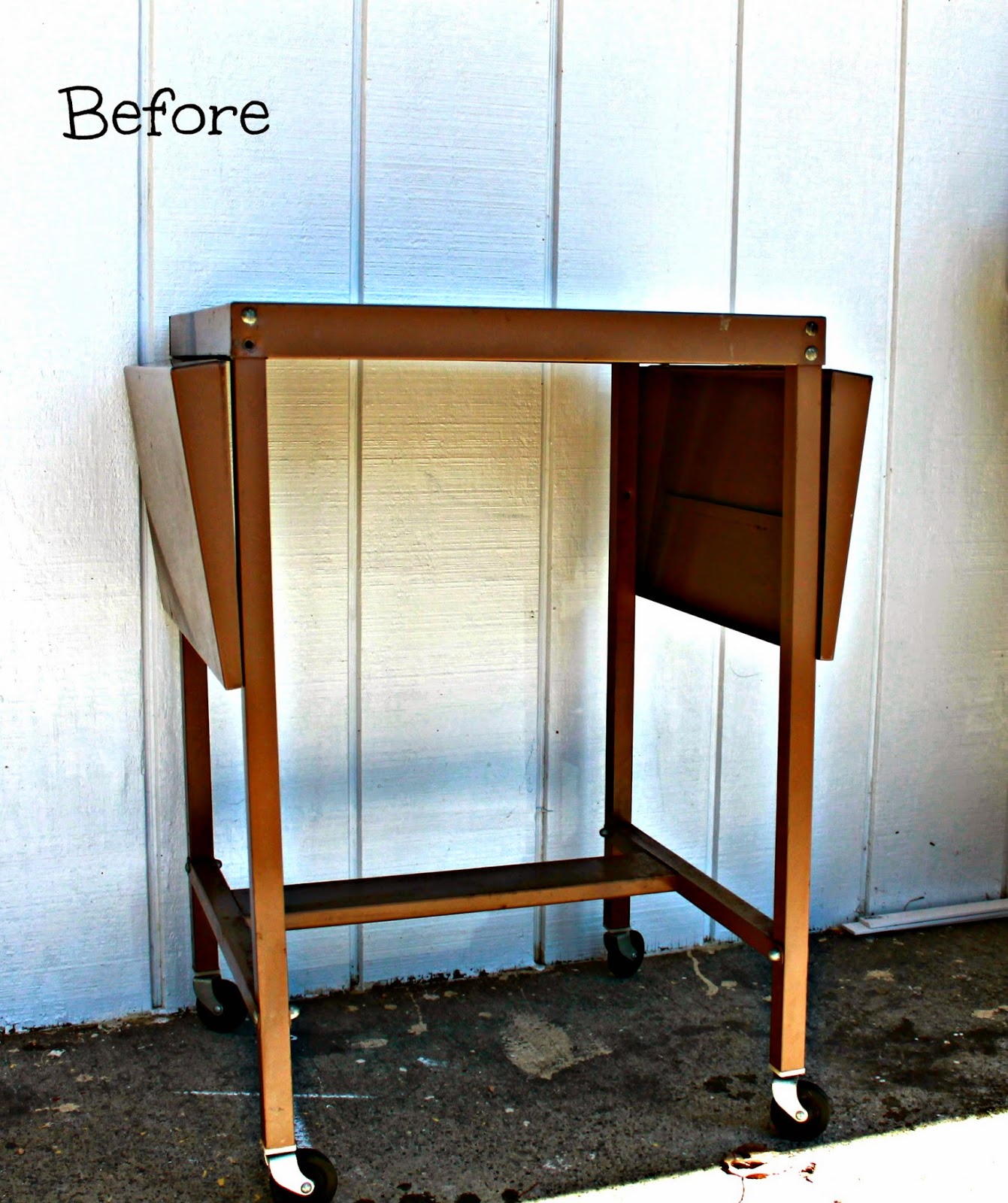 HoliMess: UpCycled Vintage Typewriter Table