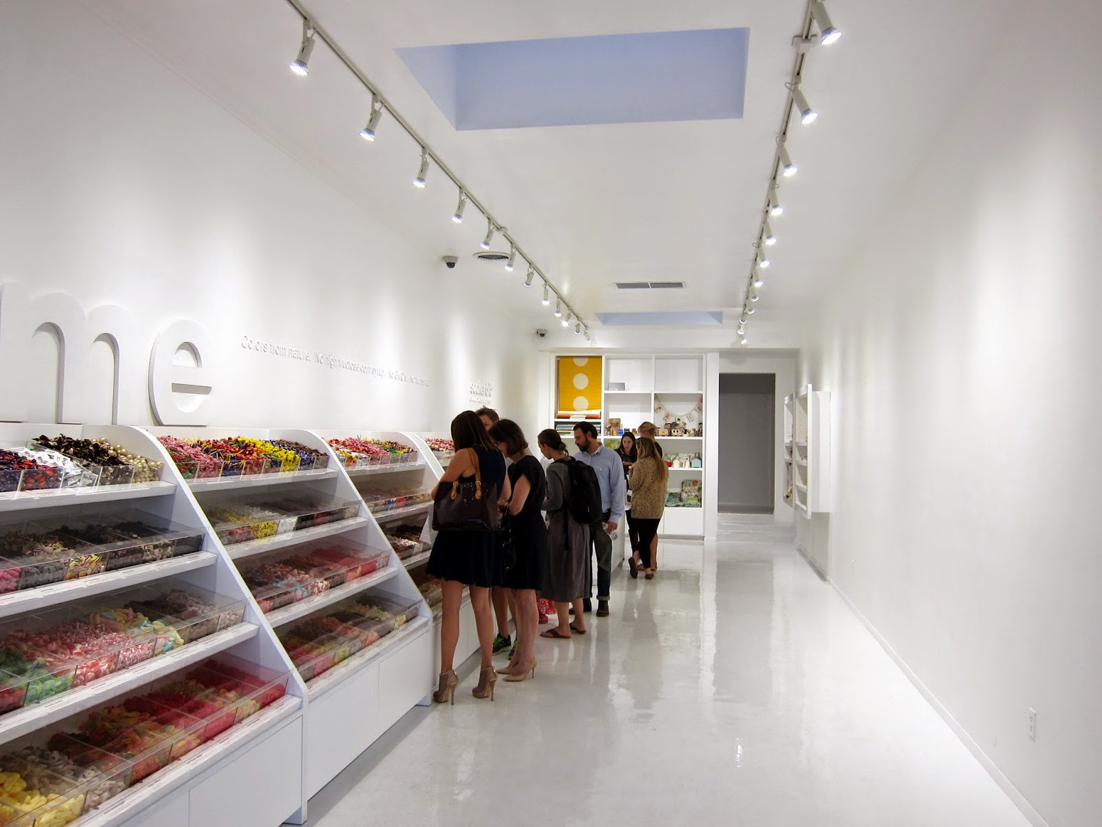 Doah's Hungry: Sockerbit Sweet & Swedish (Candy Shop)