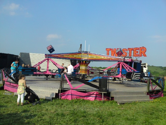 North East and Yorkshire Fun Fair Pics: 2010 G.R. Tucker & Son Fun ...