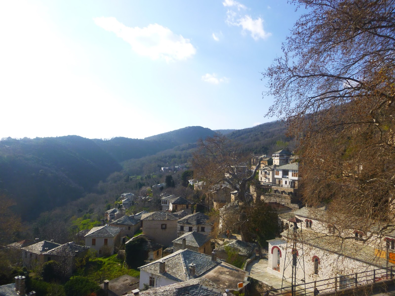 Walking in Pelion: Pinakates-Vizitsa
