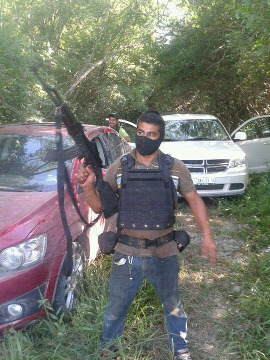 Los Zetas se tomaron fotos momentos antes de enfrentarse con policías ...