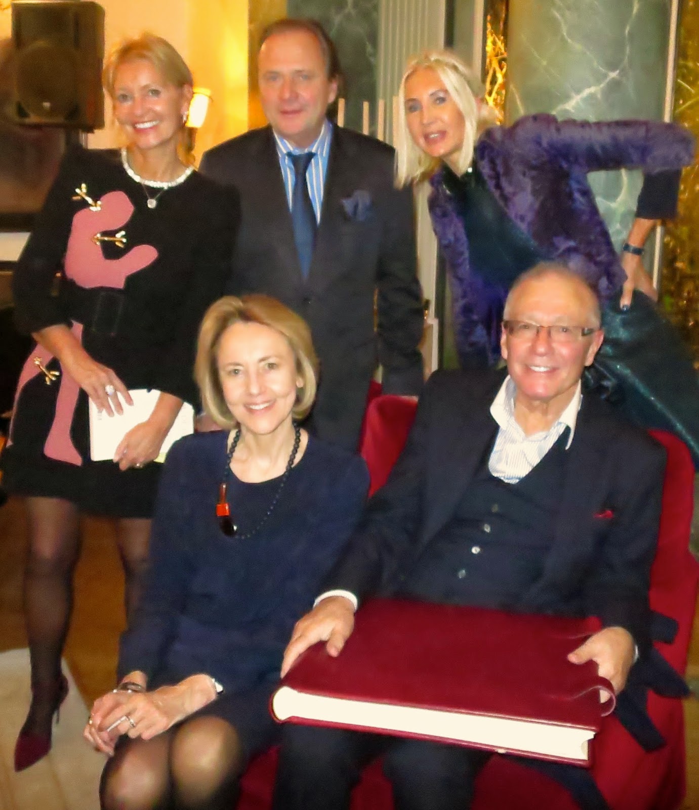 INTERNATIONAL LUXURY CONSULTING: DOMINIQUE BONA ( Romancière ...