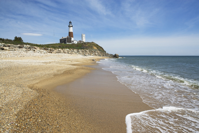Harborfields Public Library Travel Hub