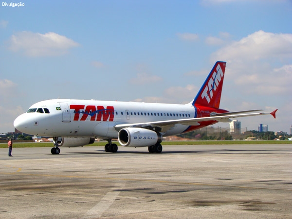 Armamento e Defesa: Relatório mostra que avião da TAM poderia ter caído ...