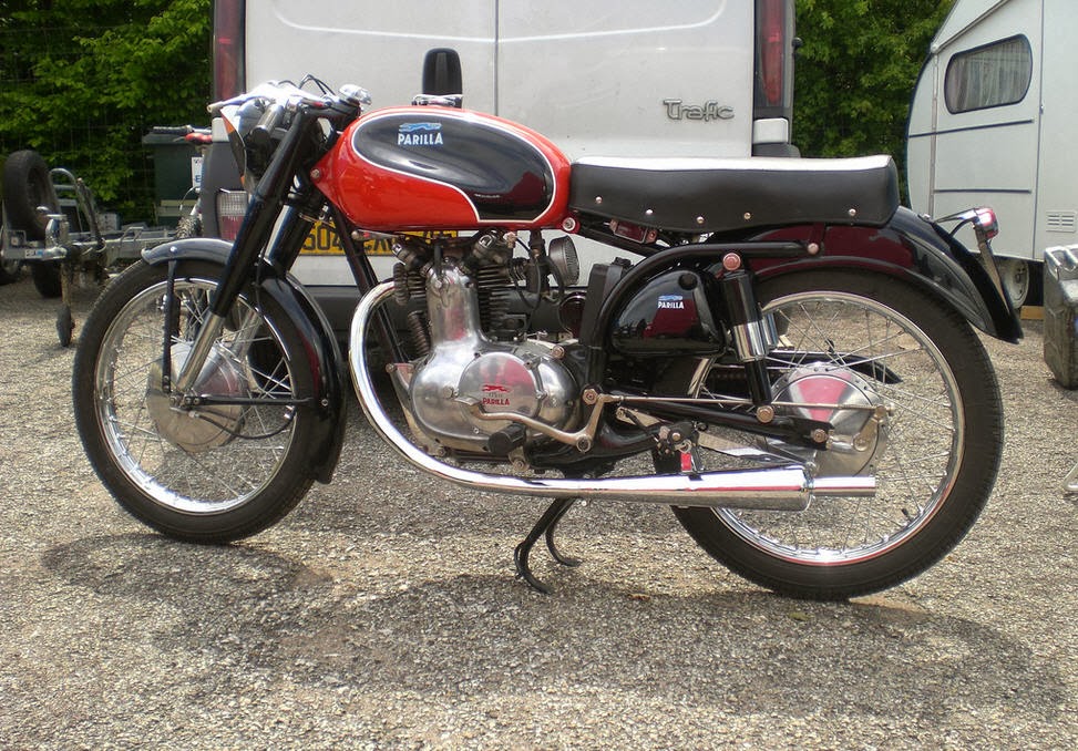 Fast is fast...: Parilla 175.