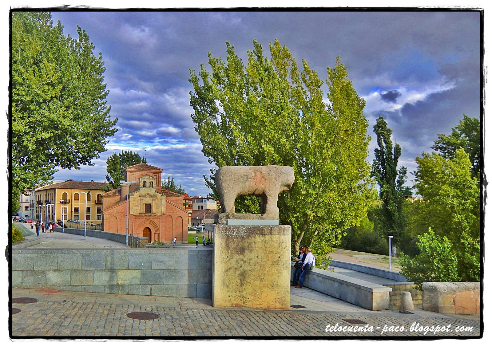 UN RINCON PARA MI TRIPODE: El Verraco de Salamanca