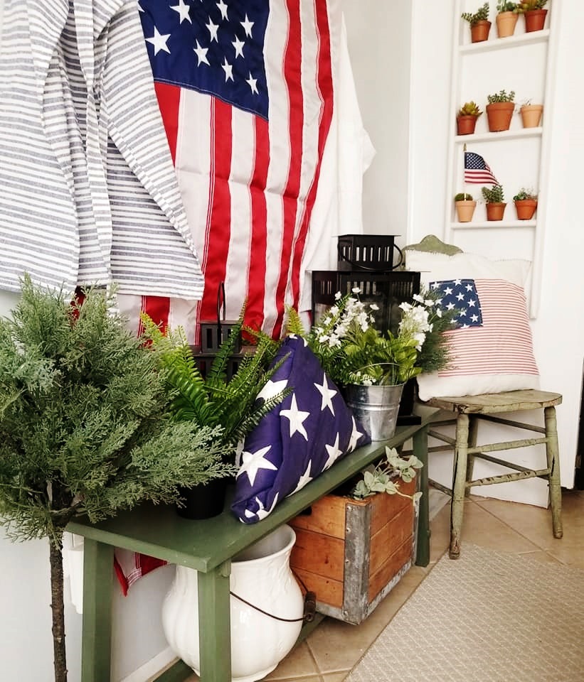 The Quaint Sanctuary: { Our Cozy Historical Patriotic Cottage Dining ...