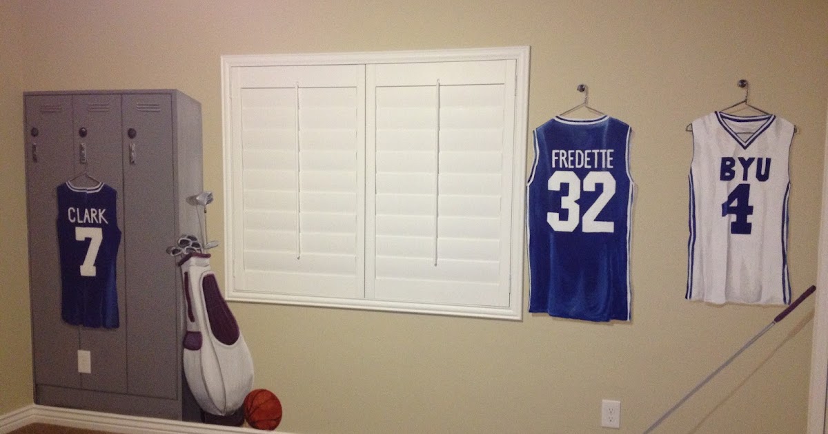 Bawden Fine Murals: Sports locker/jersey themed room