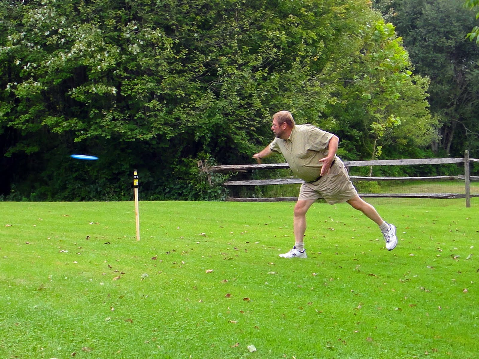 Joe's Retirement Blog: Beer Frisbee, Connecticut, USA