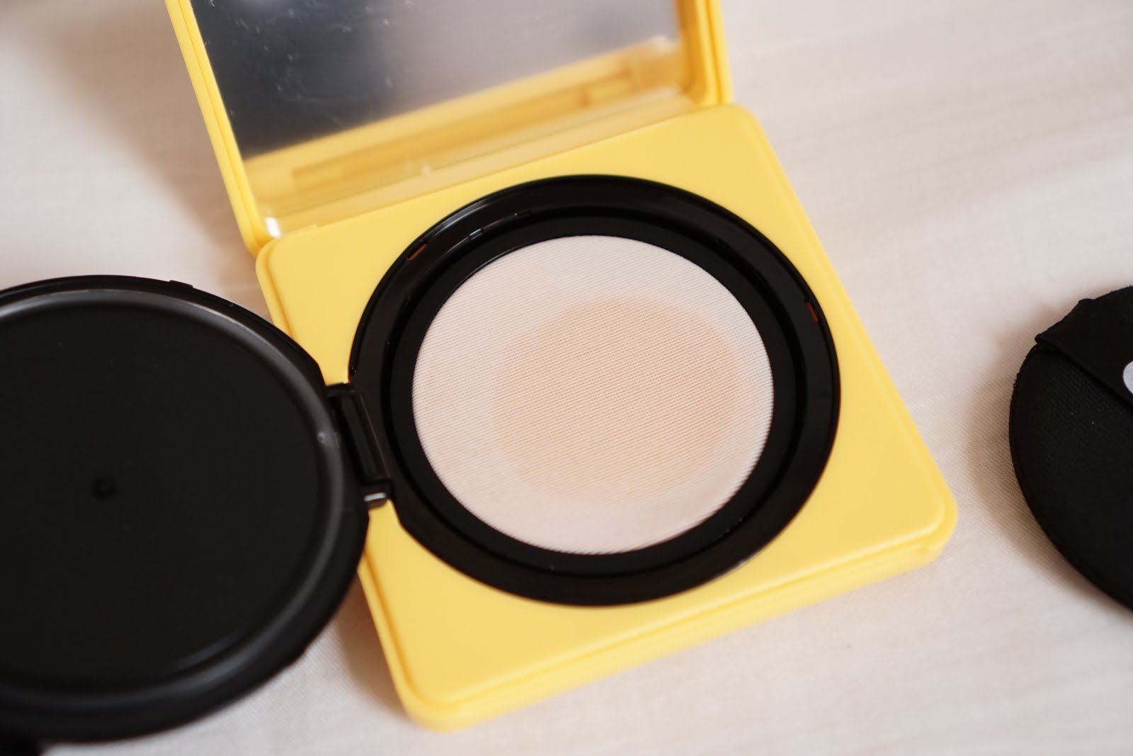 [Review]: Superface - Zoom In Mesh Cushion - Stevie Wong