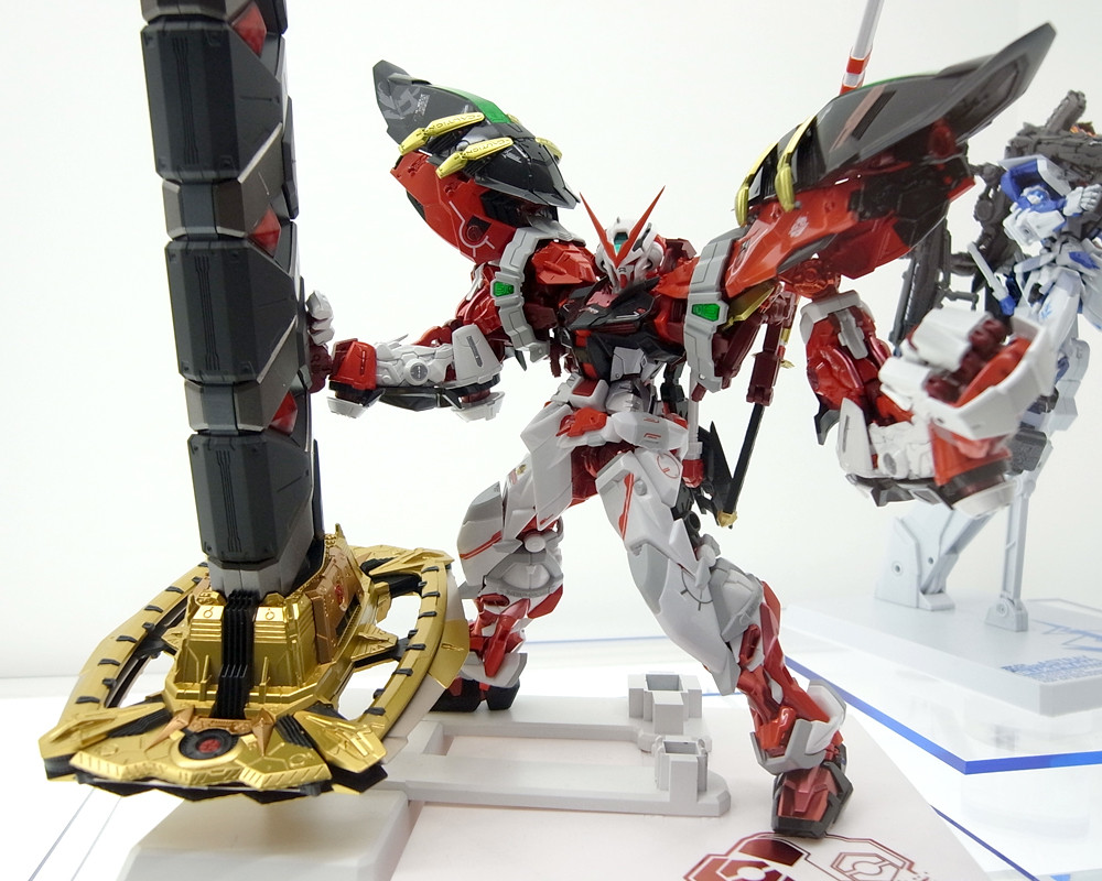 GUNDAM GUY: Metal Build Gundam Astray Red Frame Powered Red & 150 ...