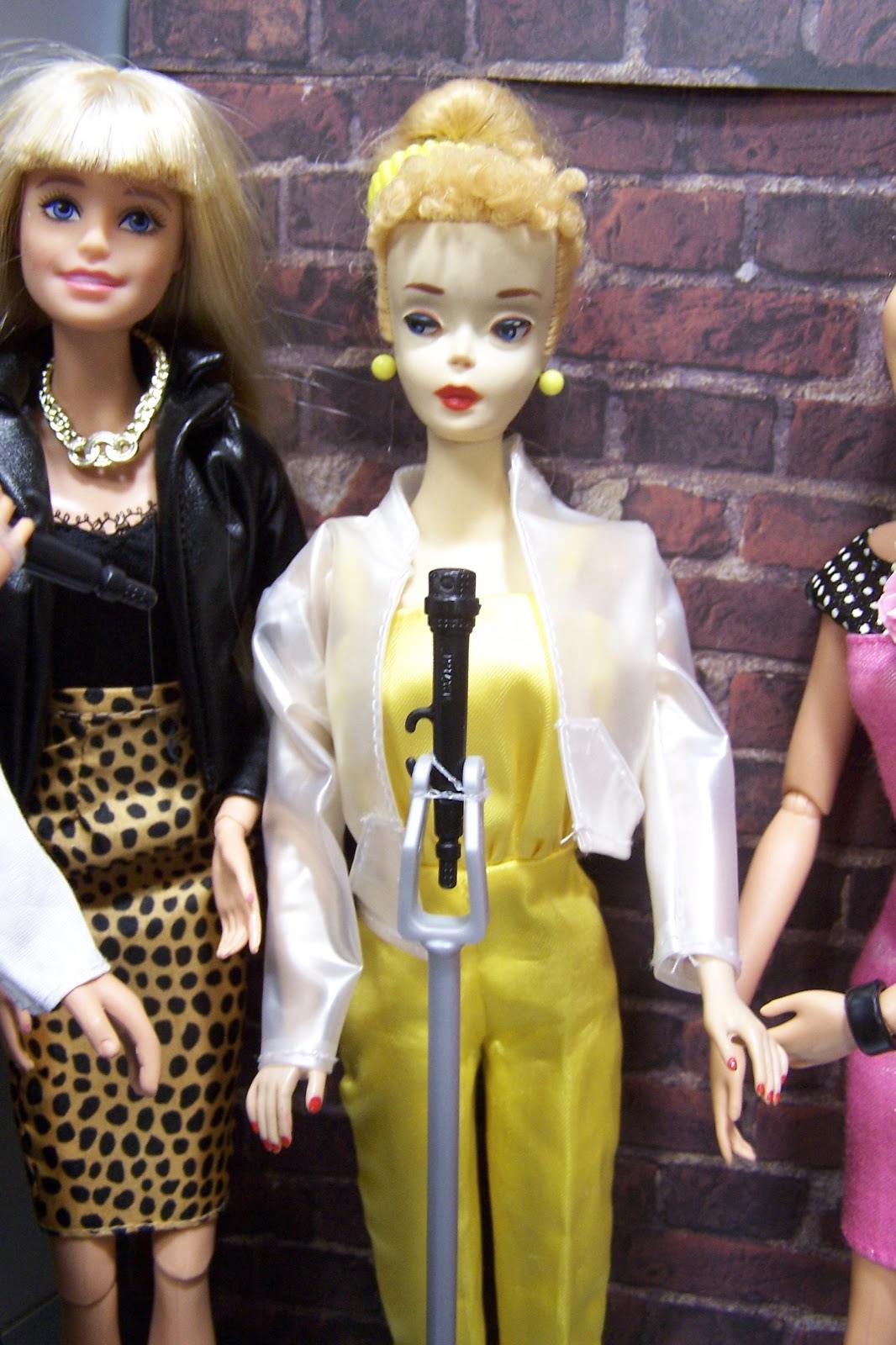 Barbie:OldNewGreenRedo : Barbie: Aging at 60 but still going strong.