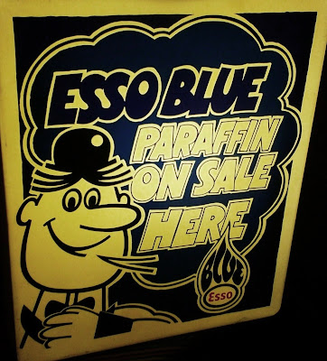 20th Century Ads: Esso Blue - Illuminated Shop Sign